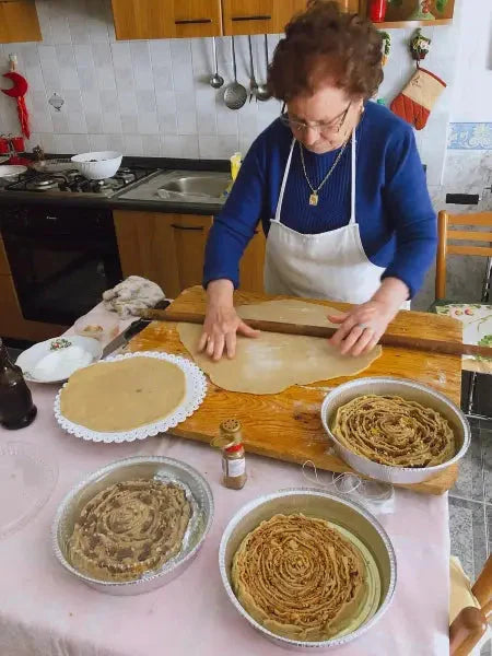 Recipe for Pitta Nchiusa or Pitta Mpigliata by Nonna Tonia – Nonna ...